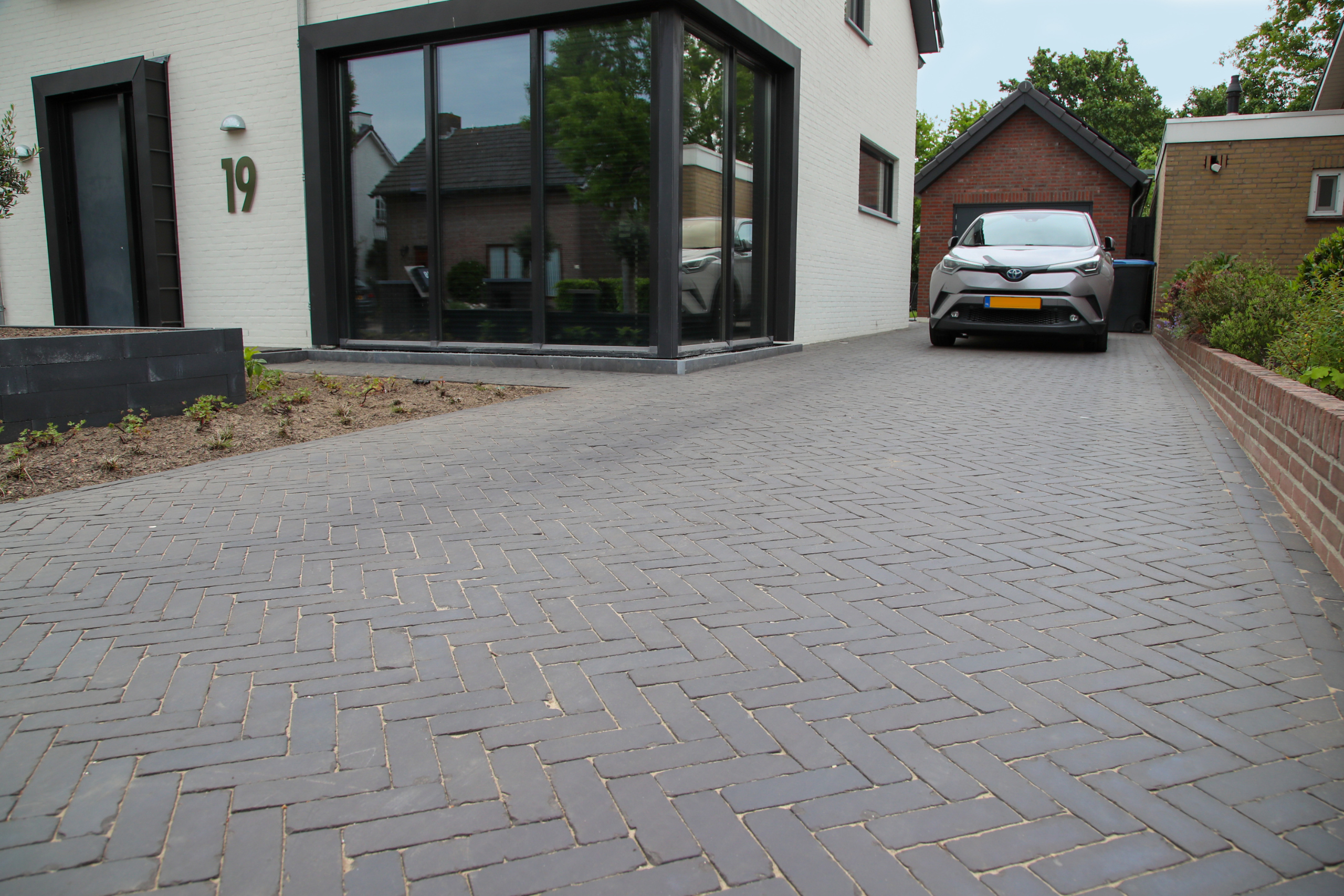 Oprit bestraten: kosten per m2 en tips voor aanleg – Swanenberg
